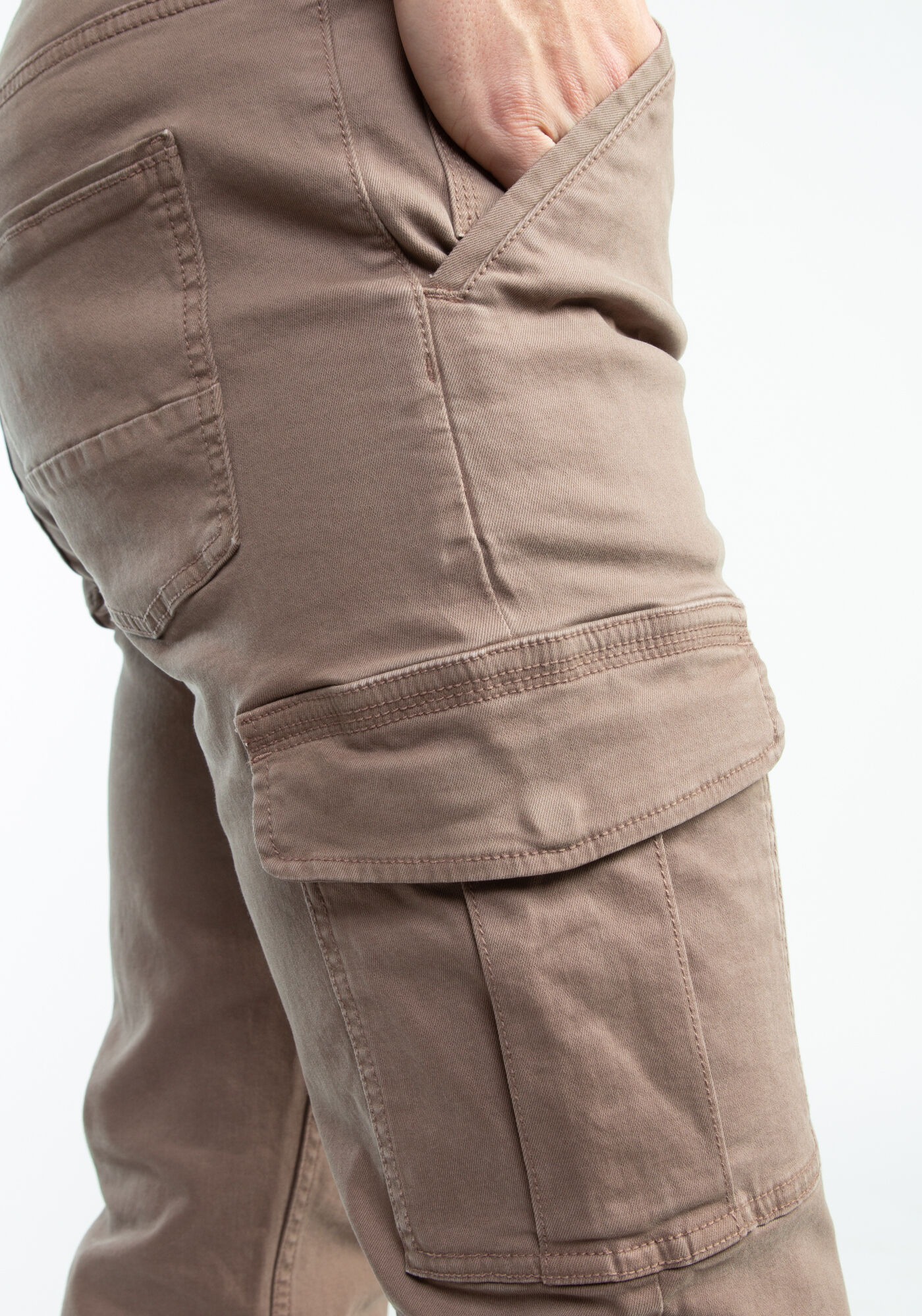 Slim Straight Jeans - Men - Bootlegger Canada