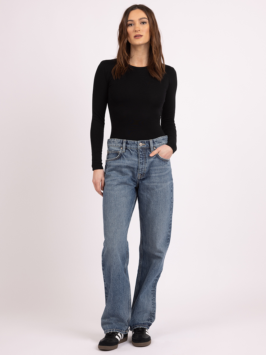 high rise loose jean medium authentic Bootlegger 2000007868