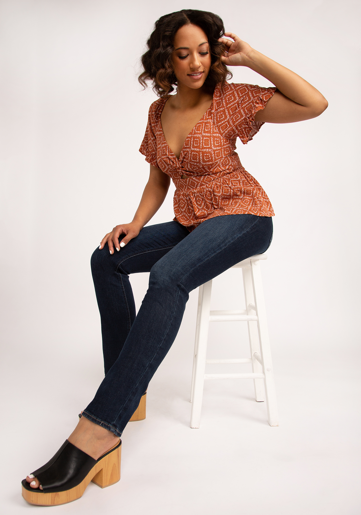 delaney twist front tee blouse Bootlegger 2000006344