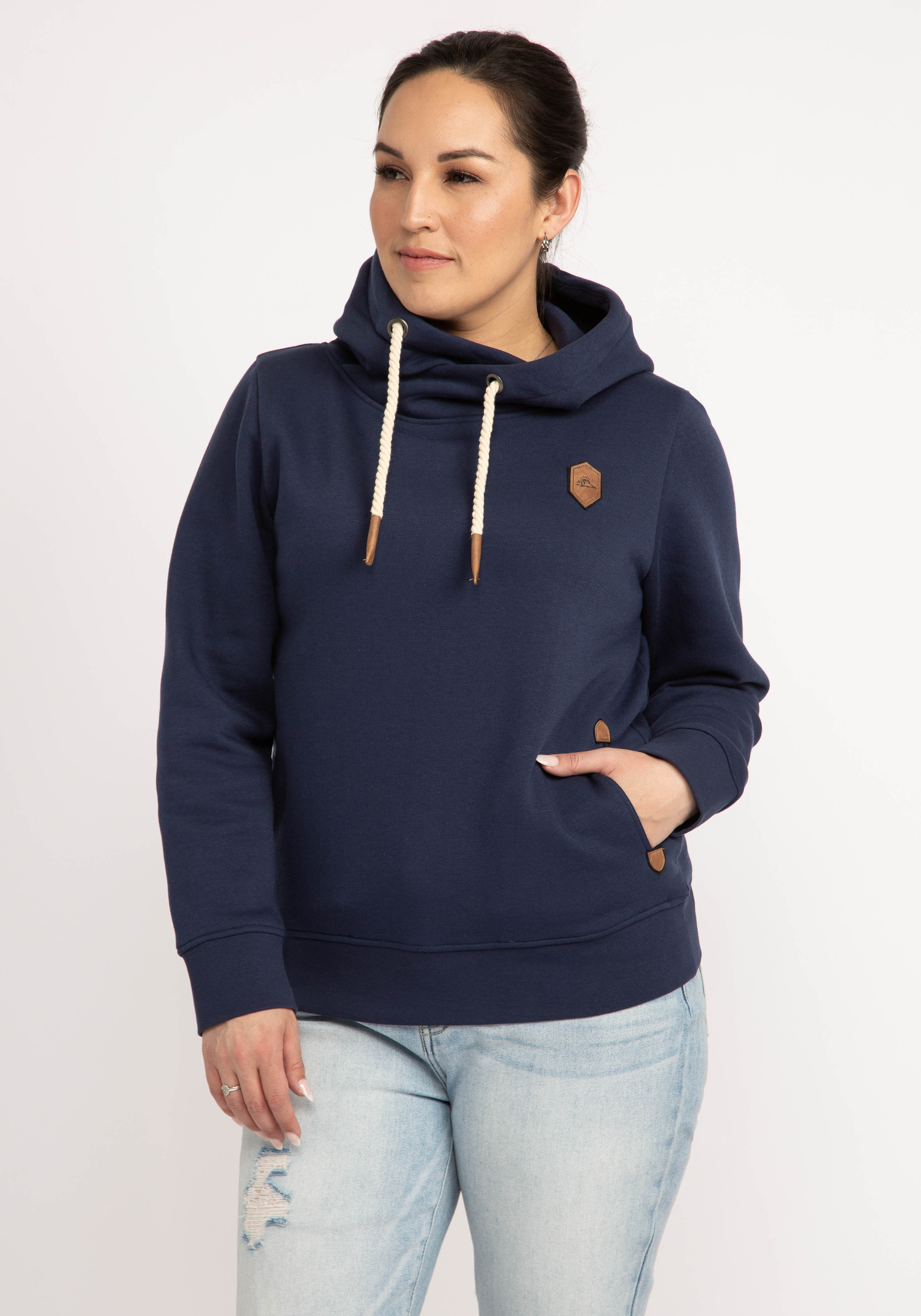 ainsley solid hooded popover Bootlegger 2000006128